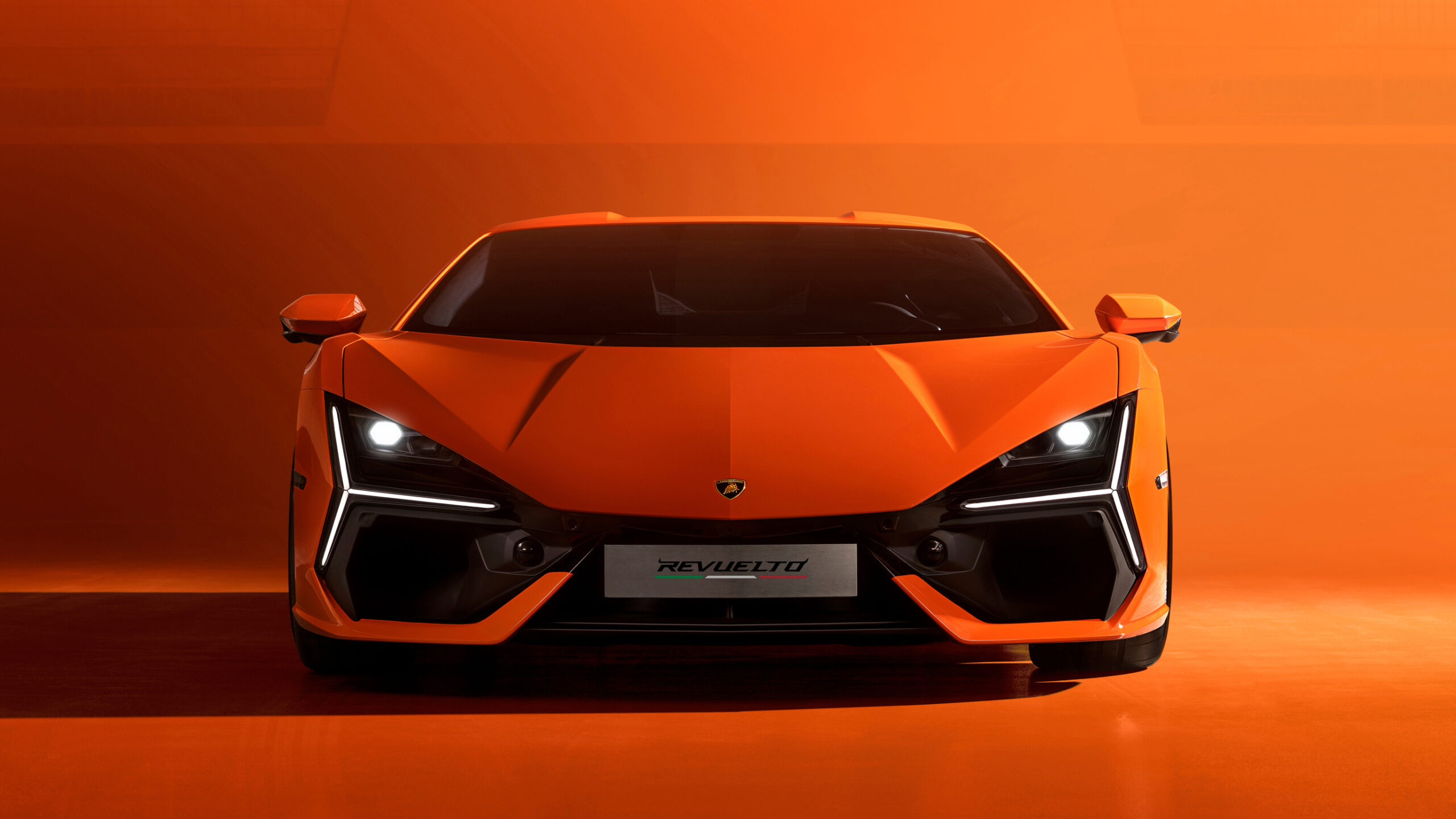Lamborghini Revuelto : la première super-sportive V12 hybride HPEV ...